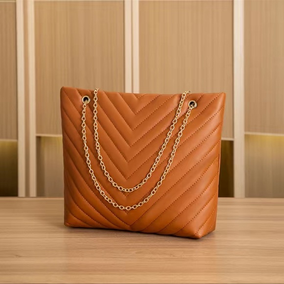 Bags | Chevron Tote Bag Brown | Poshmark